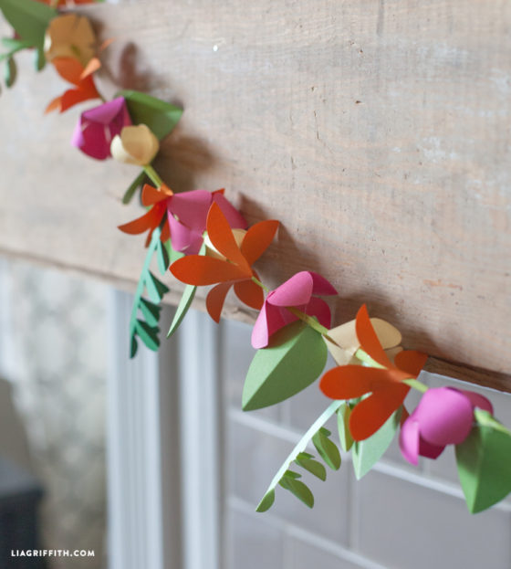 10 Creative DIY Paper Garland Ideas - yes! we made this